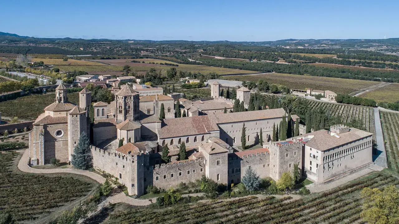 La historia de Poblet, un legado vivo en Tarragona - Noticias en español